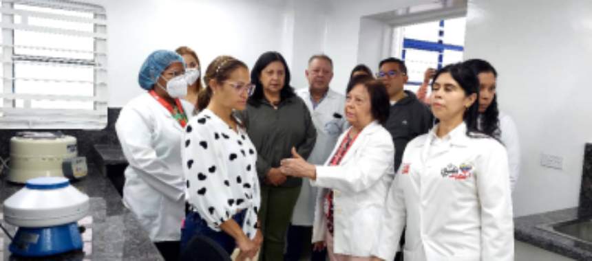 Ministra Magaly Gutiérrez reinaugura áreas médicas del Hospital General Dr. José Ignacio Baldó ...